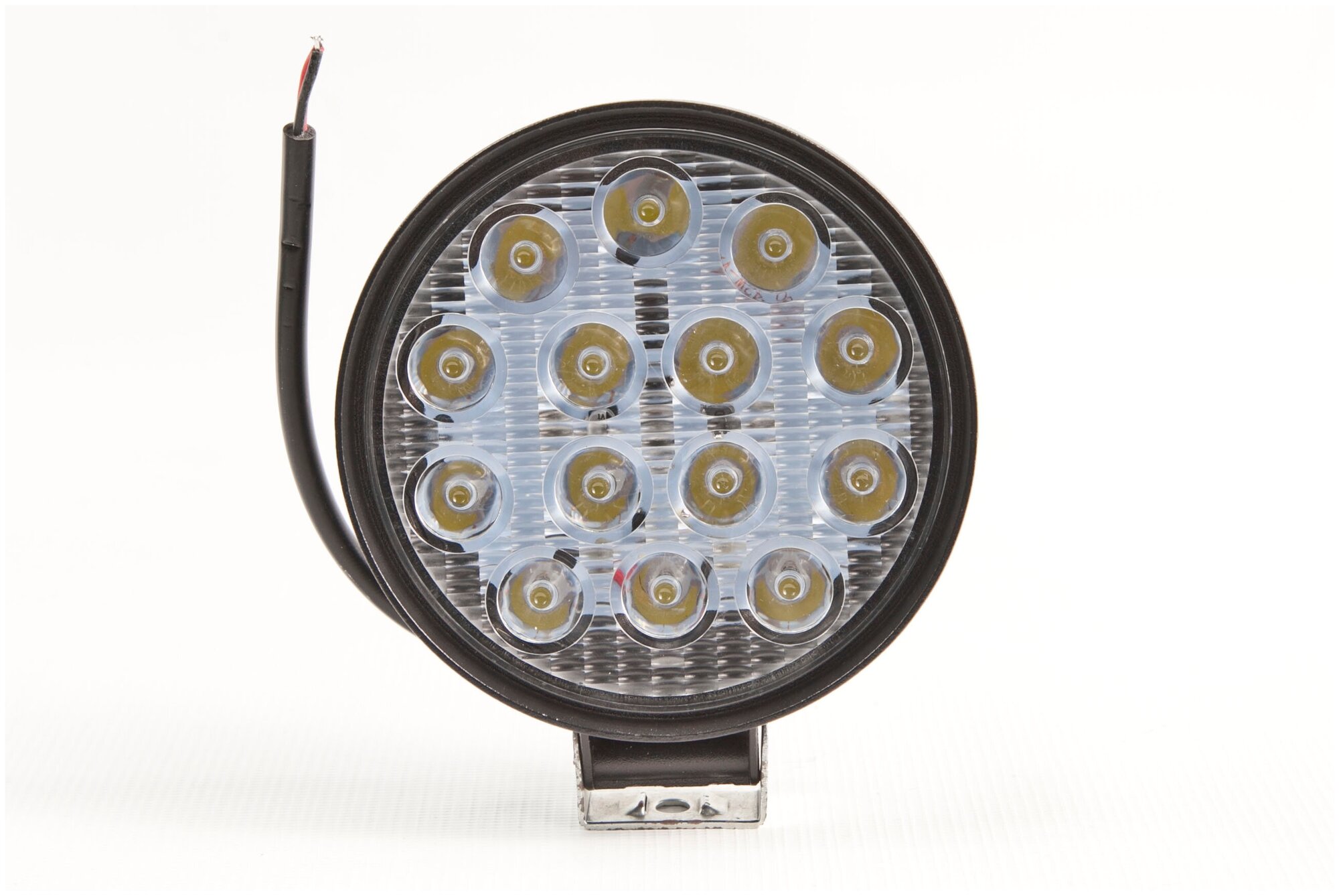 Фара LED 113*130*20мм, 12-24V, 14 светодиодов, направленный свет