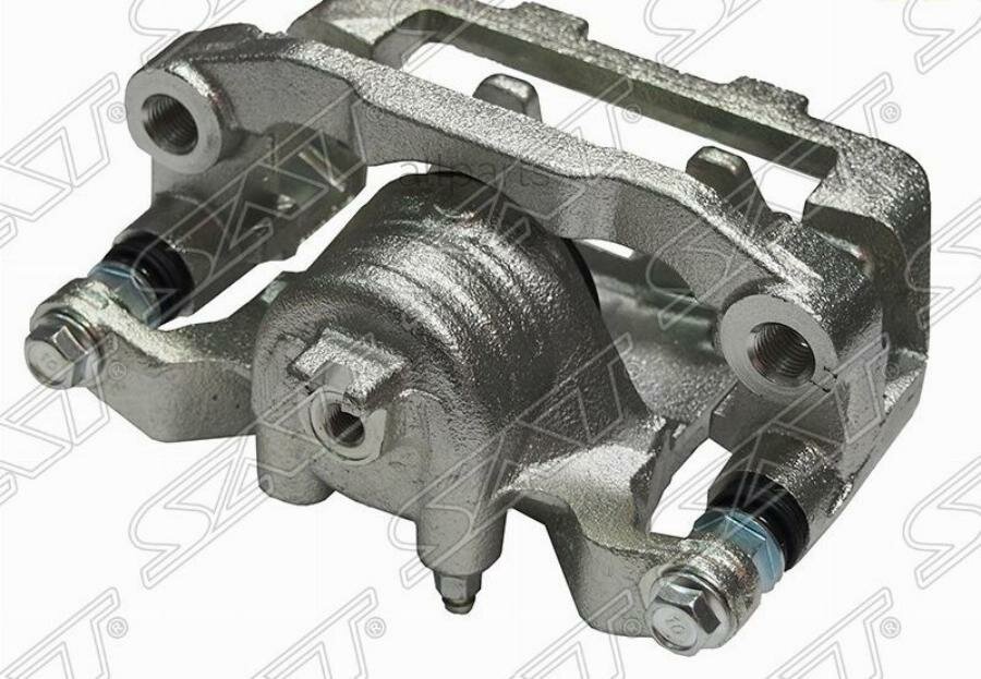 SAT ST-44011-1LB0A Суппорт тормозной RR NISSAN PATROL Y62 LH