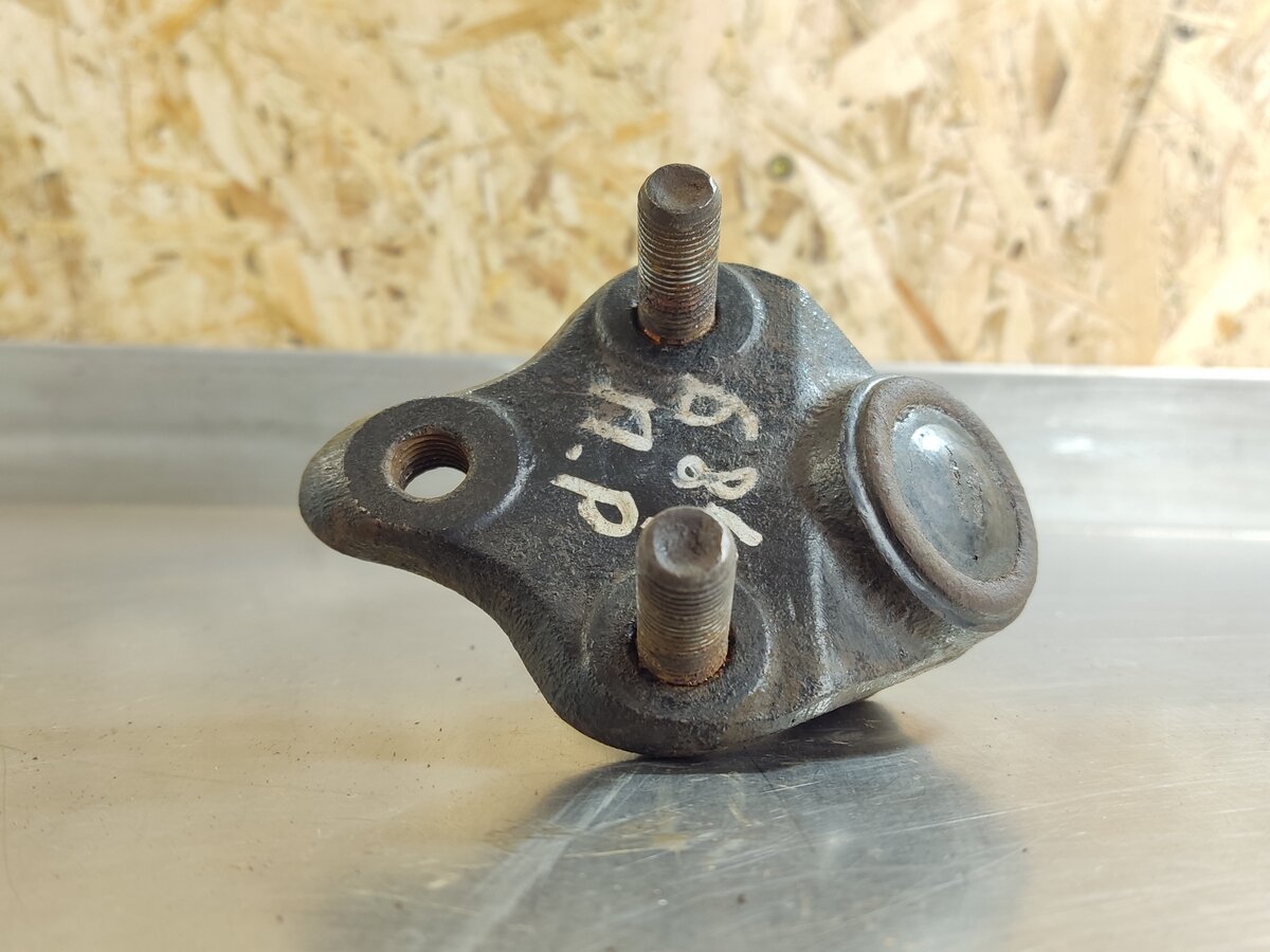 Опора шаровая TOYOTA Corolla e10 4333019115