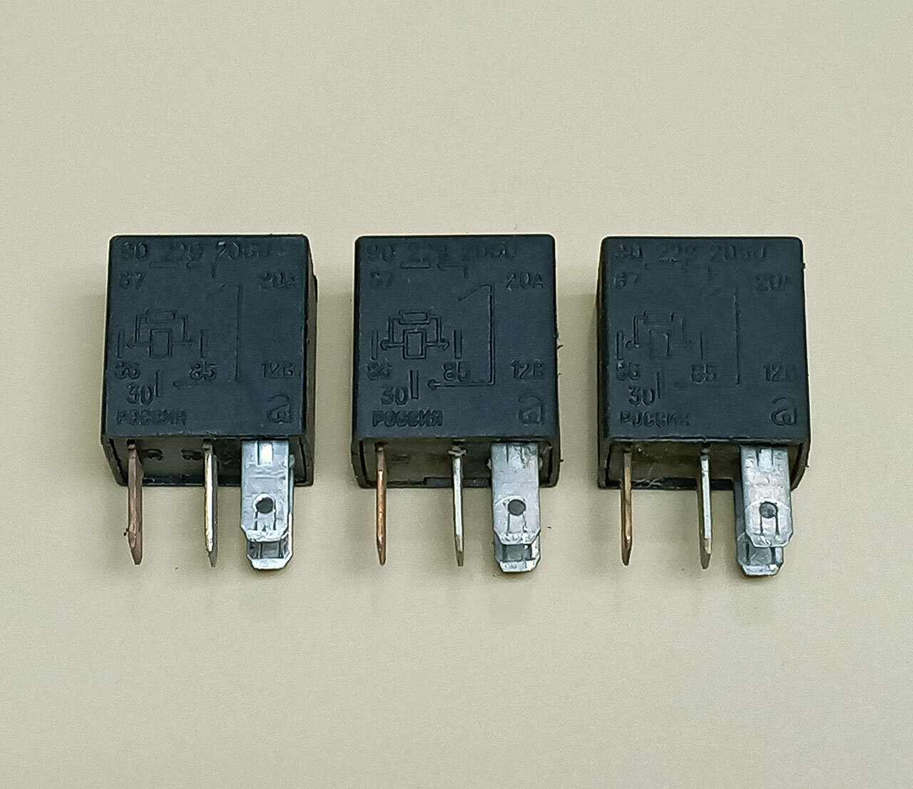 Реле 4 контакта Daewoo Nexia / Lanos 90229206U