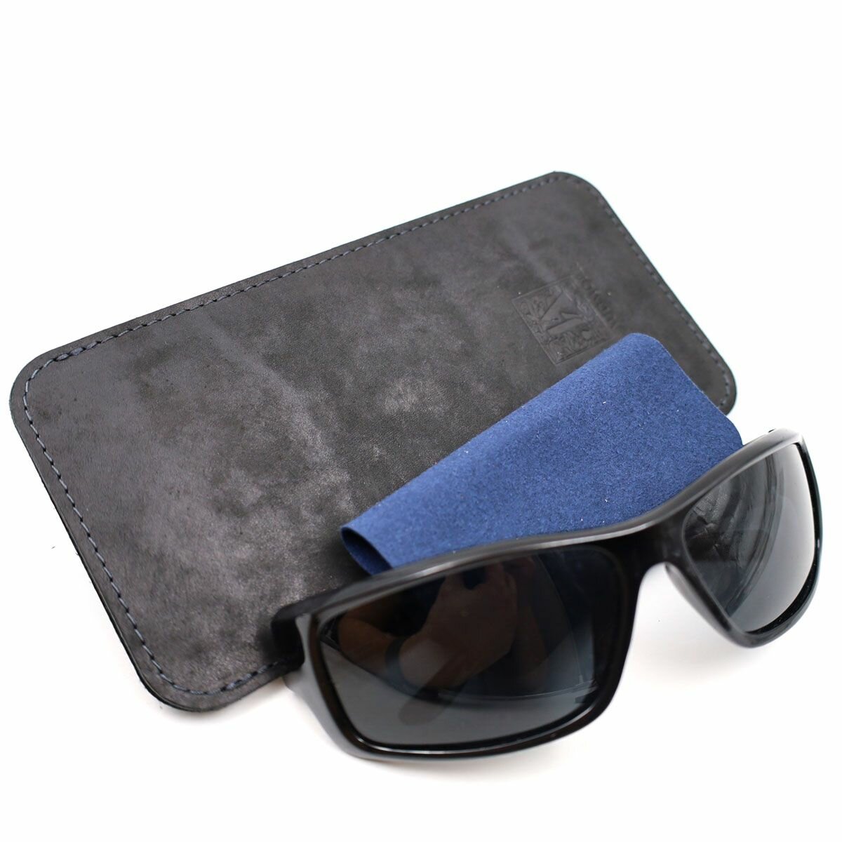 Кожаный мягкий чехол - футляр для очков, размером - размер 195 х 95 мм. Soho M Coal, J. Audmorr, натуральная кожа, мужской, женский