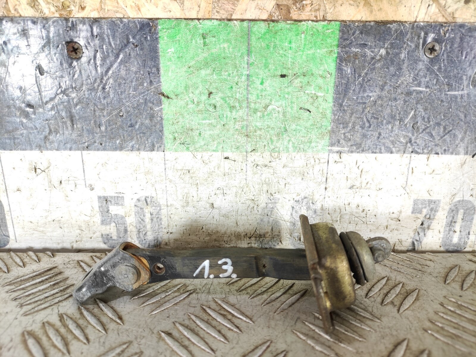 Ограничитель двери задний MAZDA 6 GG GJ6A58270E