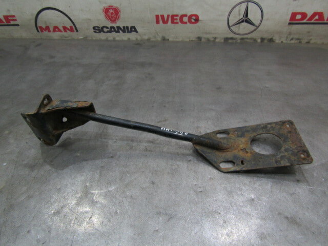 Кронштейн крыла передней оси левый MAN TGA, TGS