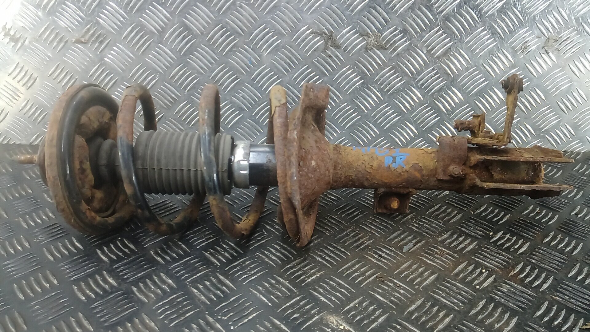 Стойка передняя правая CITROEN C-CROSSER