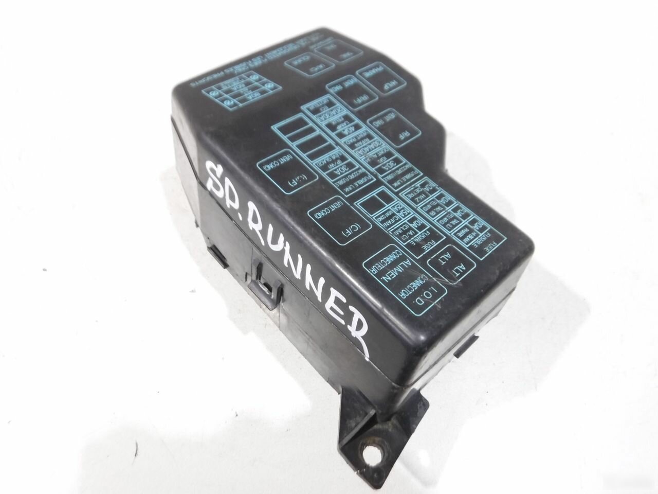 Блок предохранителей Mitsubishi Space Runner I (1991—1999) MR183644