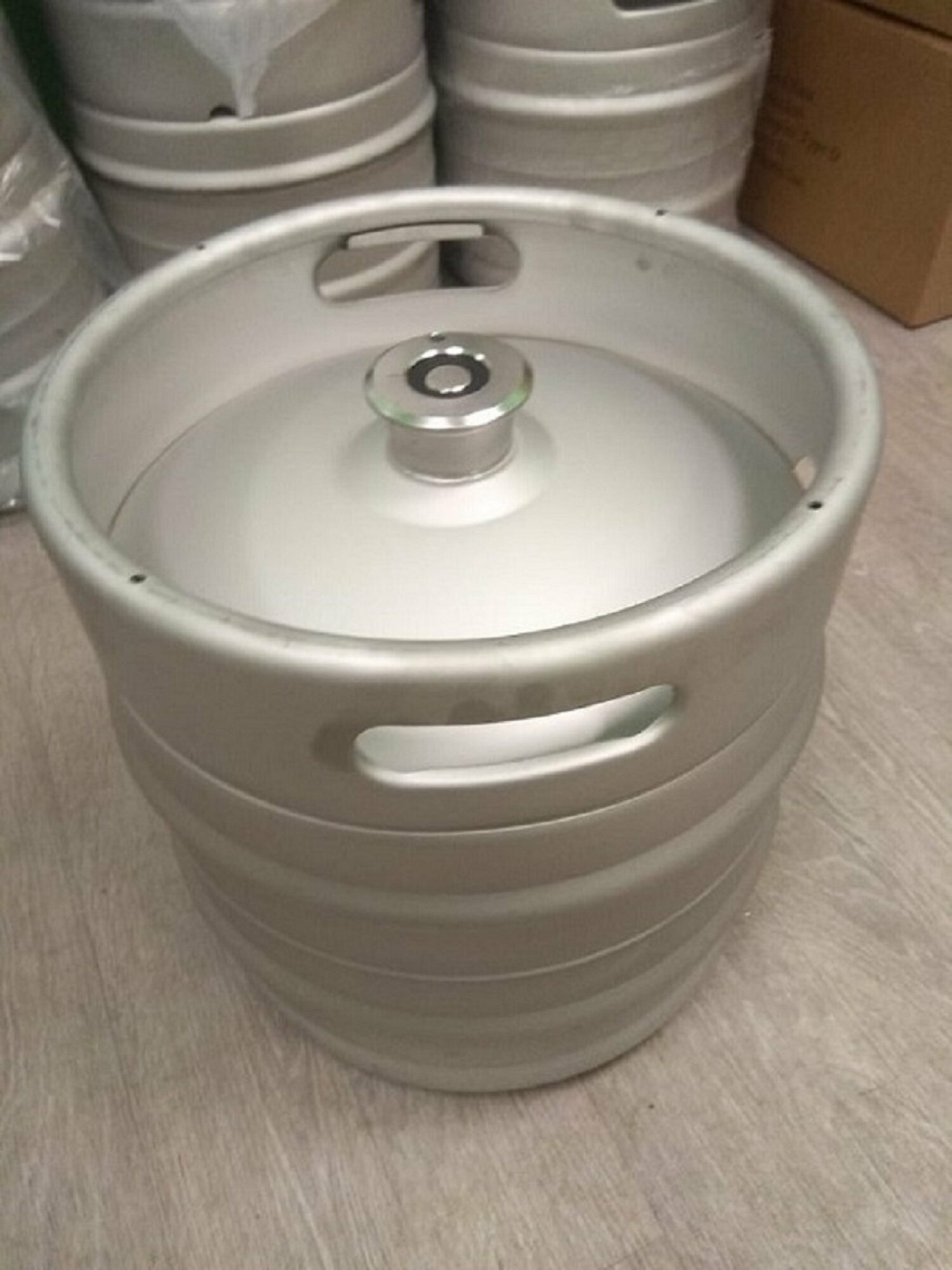 Кега пивная ,(из нержавеющей стали ) , (тип DIN), 30 литров , фитинг А (Новая)