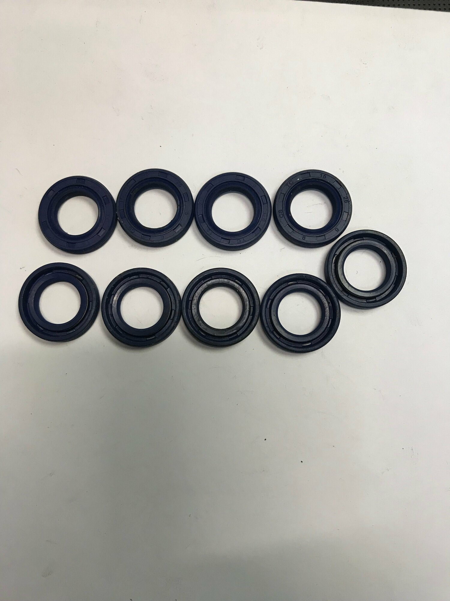 Сальник коленвала 15х25х5для бензопилы ST.--- MS 180 (1 пара)