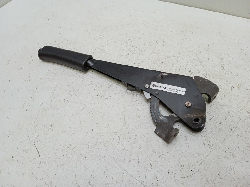 Б/У Лада Калина Рычаг стояночного тормоза Лада Калина 2010 202989 LADA арт. 1118350801000