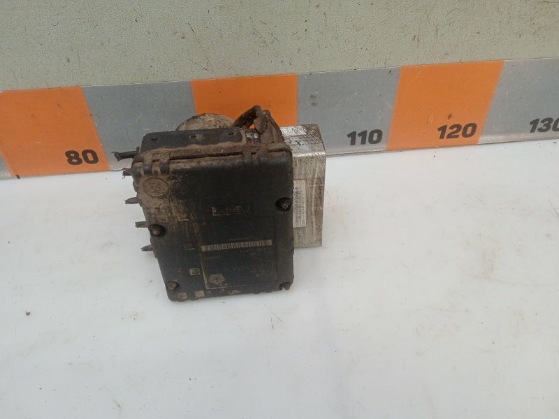 Б/У блок АБС, Крайслер Пити Крузер Блок ABS (насос) Chrysler PT CRUISER 2002 PT 272065 CHRYSLER арт. 5014869AA