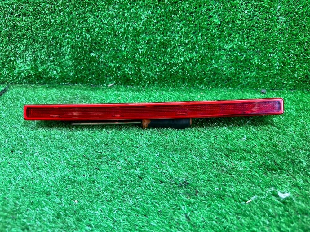 Задний стоп сигнал Audi A4 B6 8E avant 6526 8E9945097