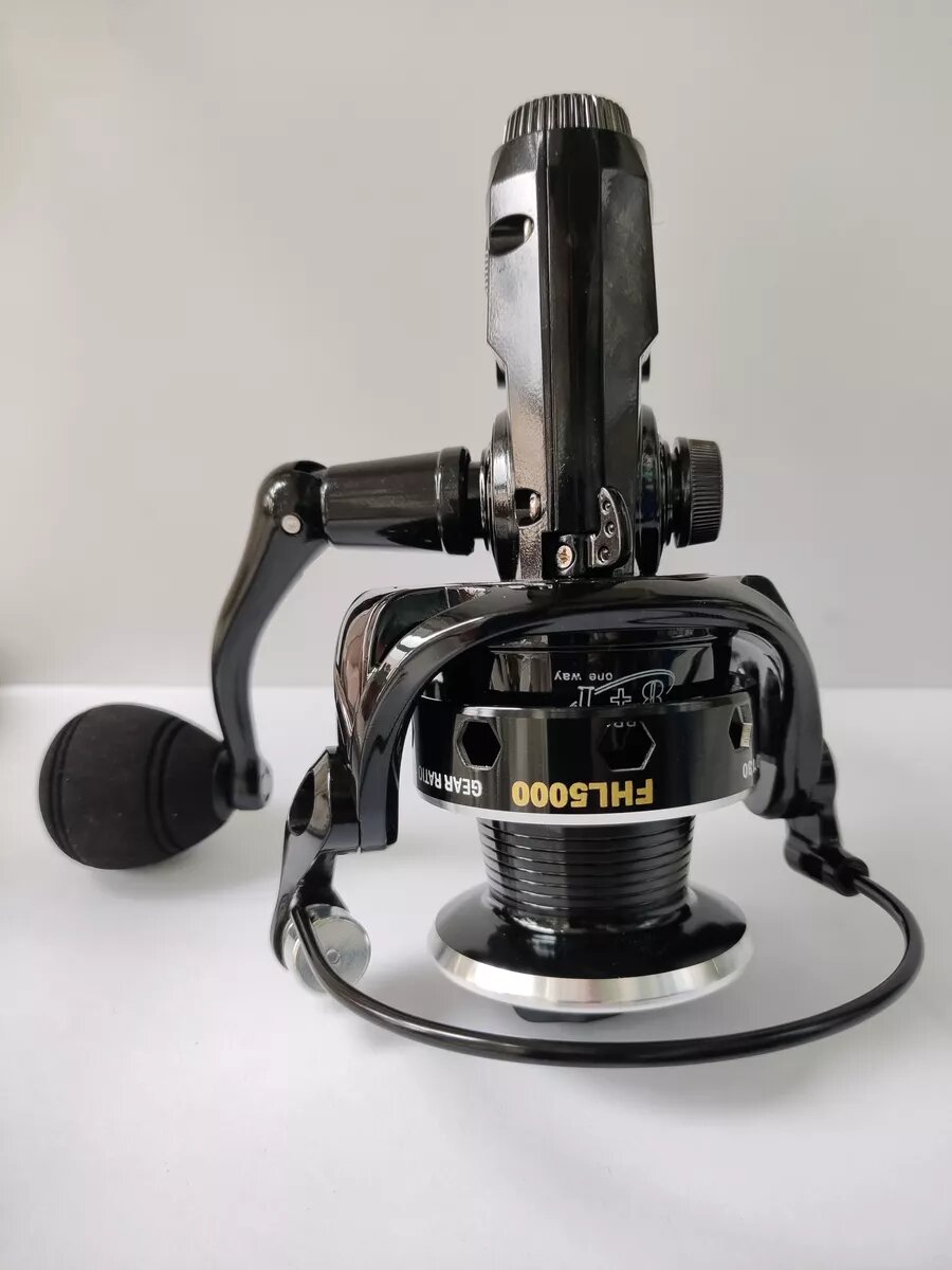 Рыболовная безынерционная катушка FISHING MASTER FHL5000, с байтраннером, лесоемкость 0,3-0,4 мм, 9 подшипников