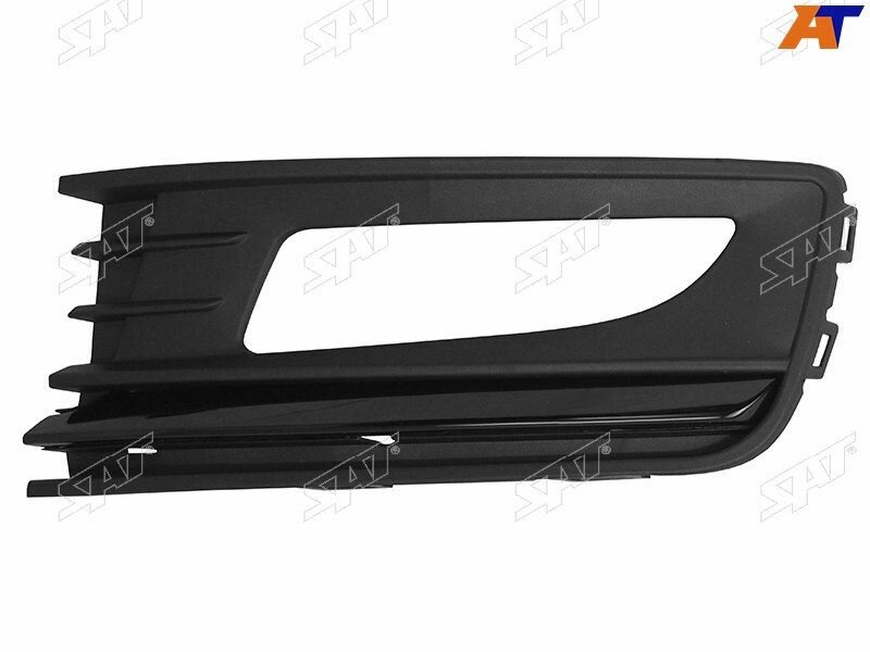 . SAT Оправа ПТФ для VW POLO 15-20 4D левая