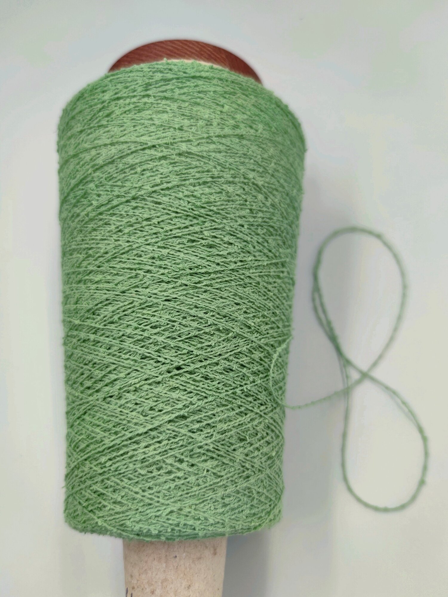 Пряжа Хлопок-букле (100% хлопок, 7.5м/1г) 012 весенняя зелень (200г, 1500м) С8Е