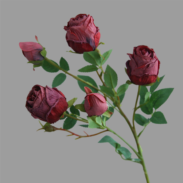 Искусственный букет из пятилепестковых роз, подходит для гостиных, спален и свадебных украшений. пурпурно-красный.2PCS