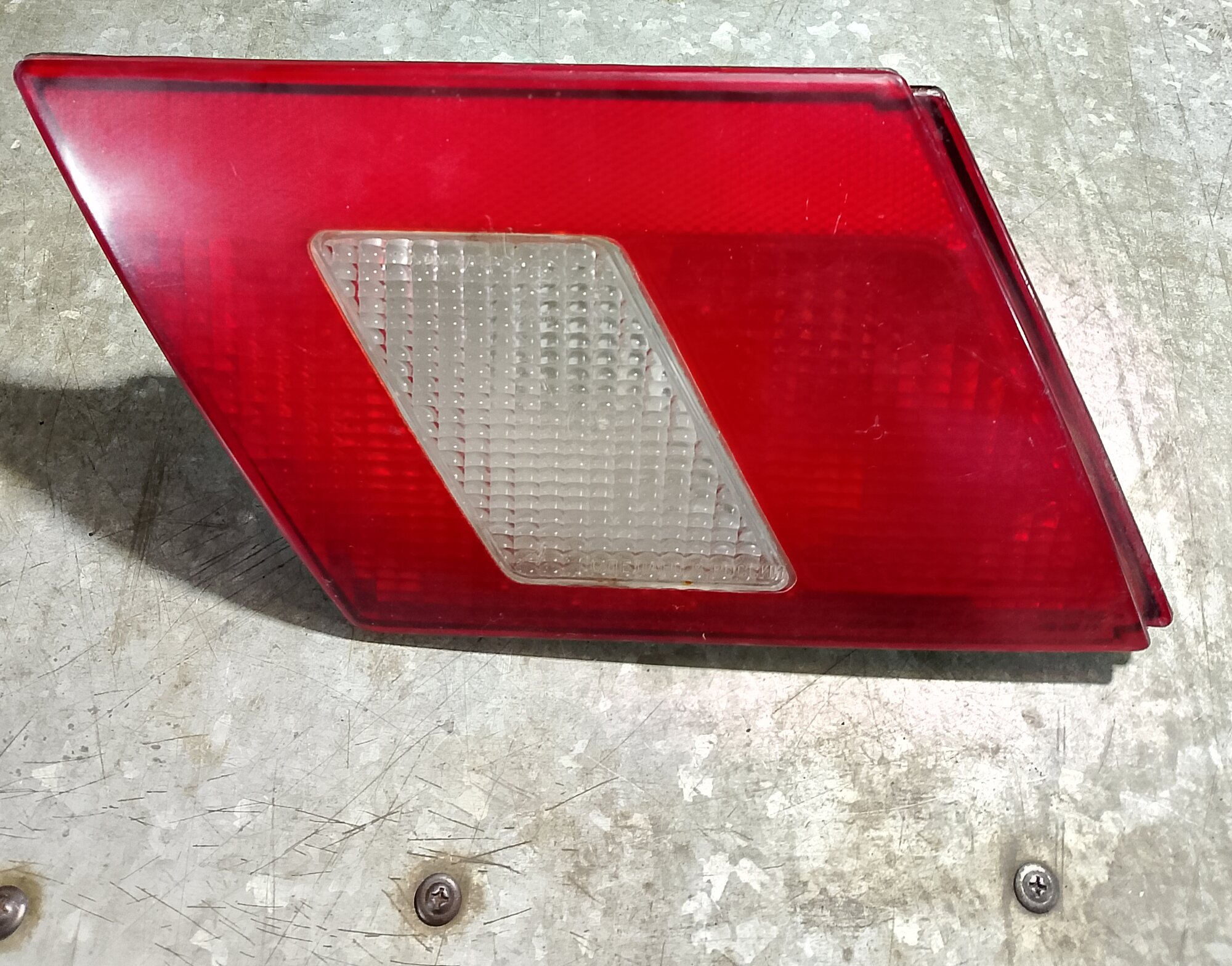 Фонарь задний левый Ваз 2115. Б/У