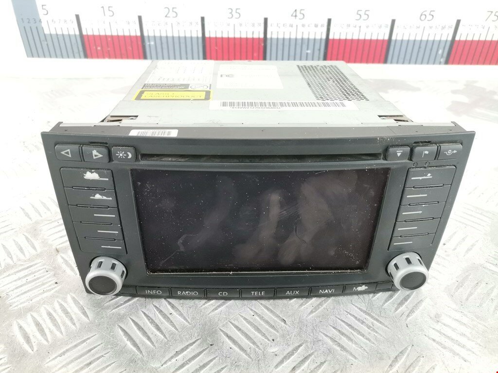Магнитола Volkswagen Touareg 1 7L6035191NX арт. 1729008