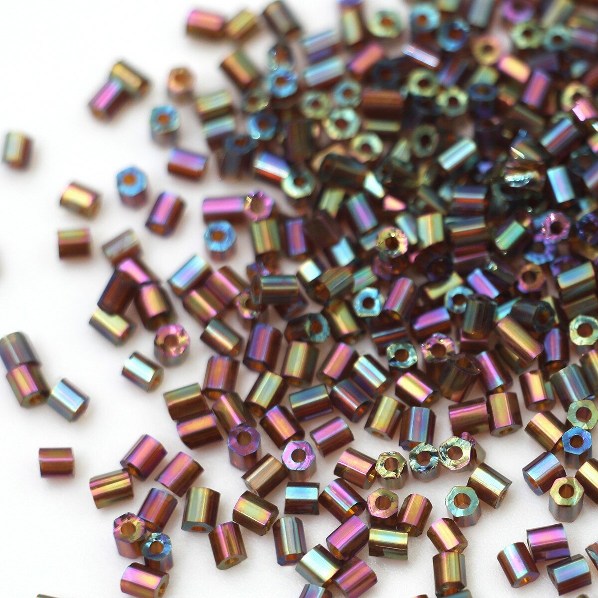 Бисер Радуга 70 гр рубка-гексагон коричневый ирис