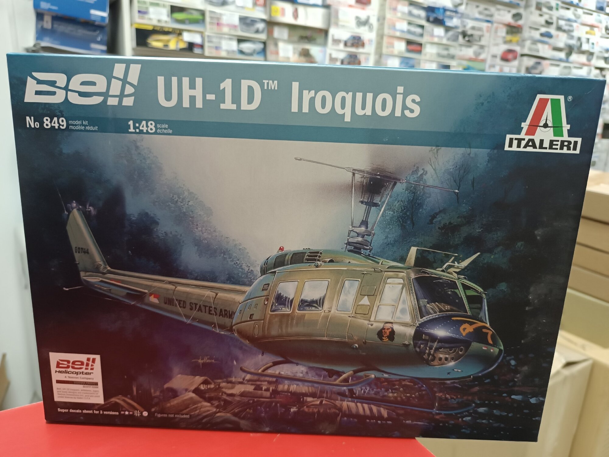 Сборная модель вертолета 1:48 italeri 0849ИТ Вертолет UH-1D Iroquois