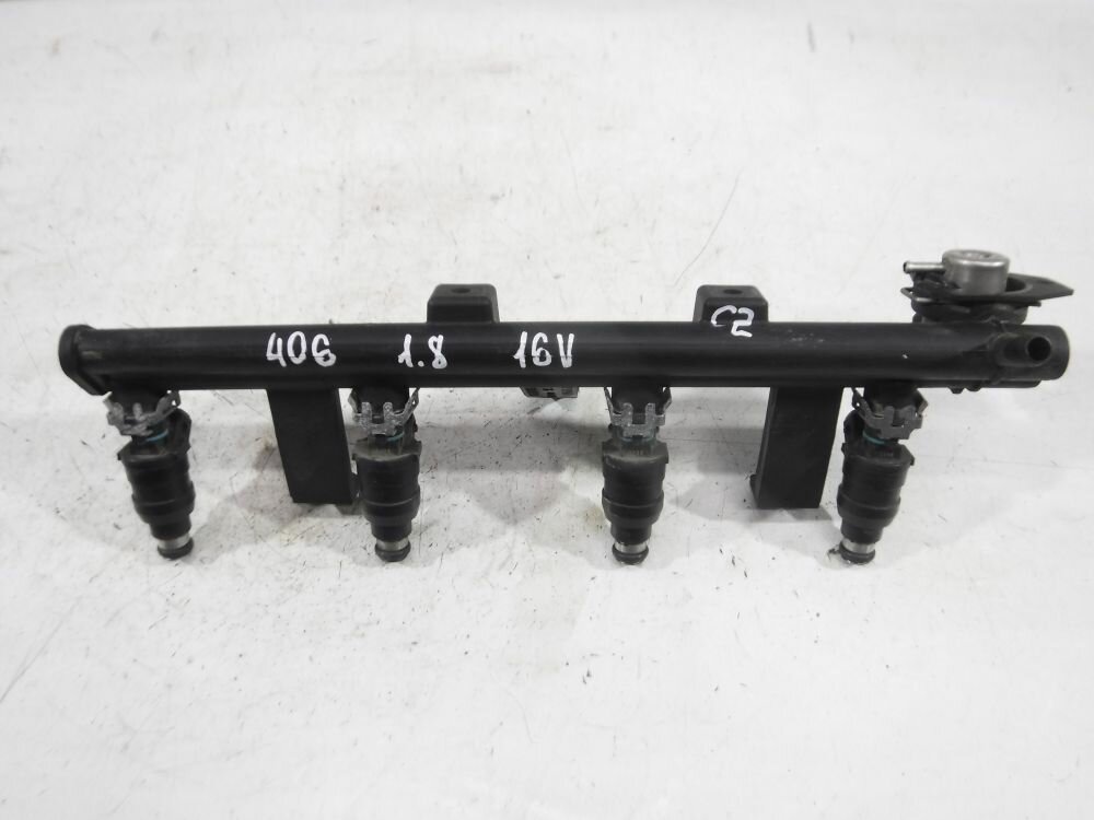 Форсунка топливная Peugeot 406 198493