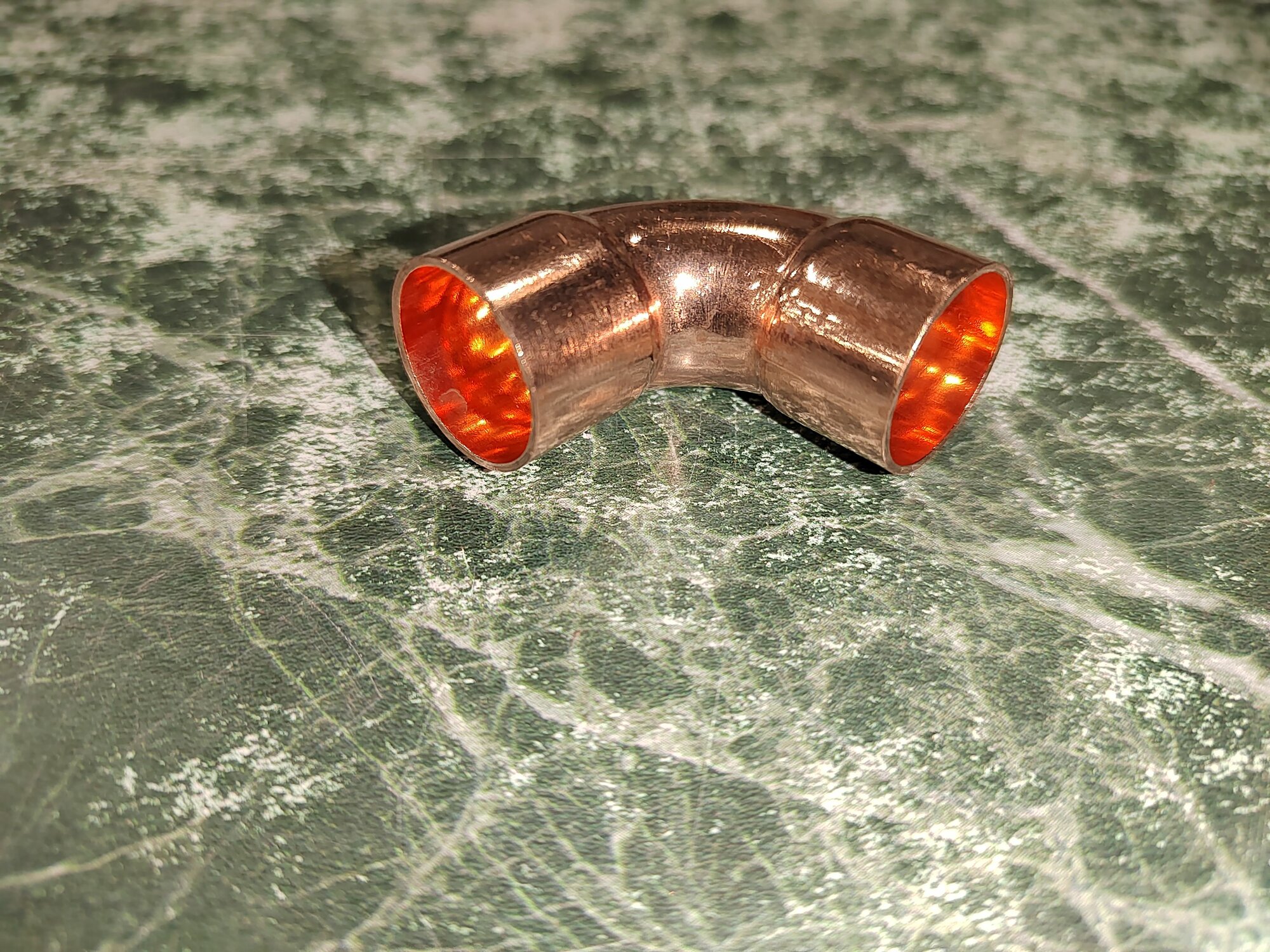 Угол (отвод) медный под пайку Дн 18 мм двухраструбный - 1 шт.