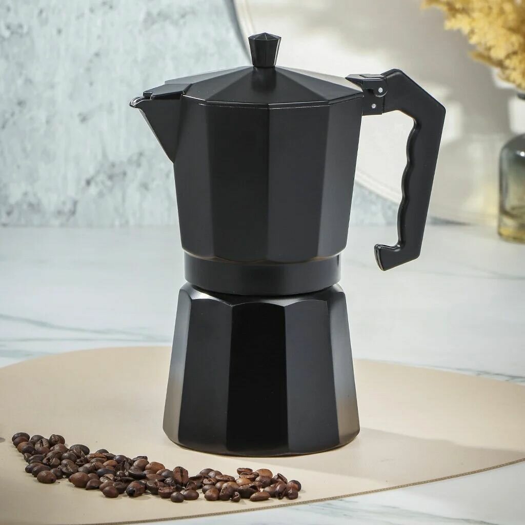 Гейзерная кофеварка
