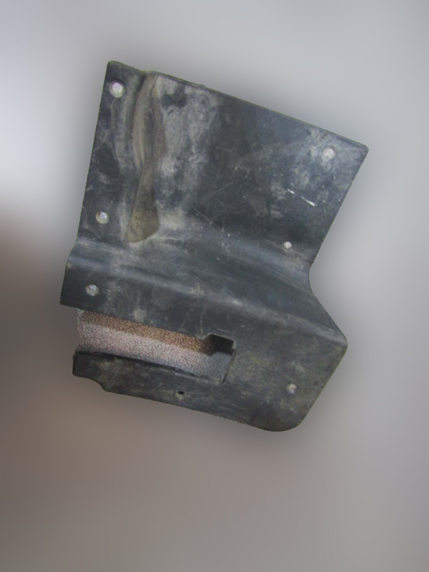 Накладка рулевой колонки нижняя MAN TGA, TGL, TGM