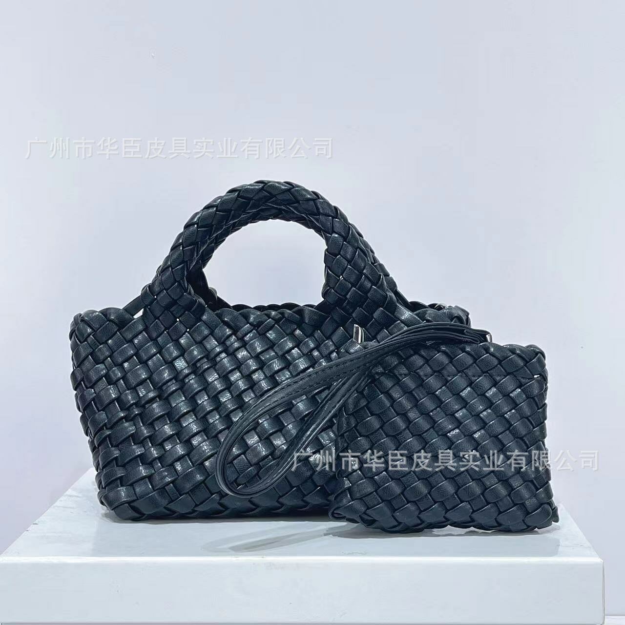 Сумка мессенджер