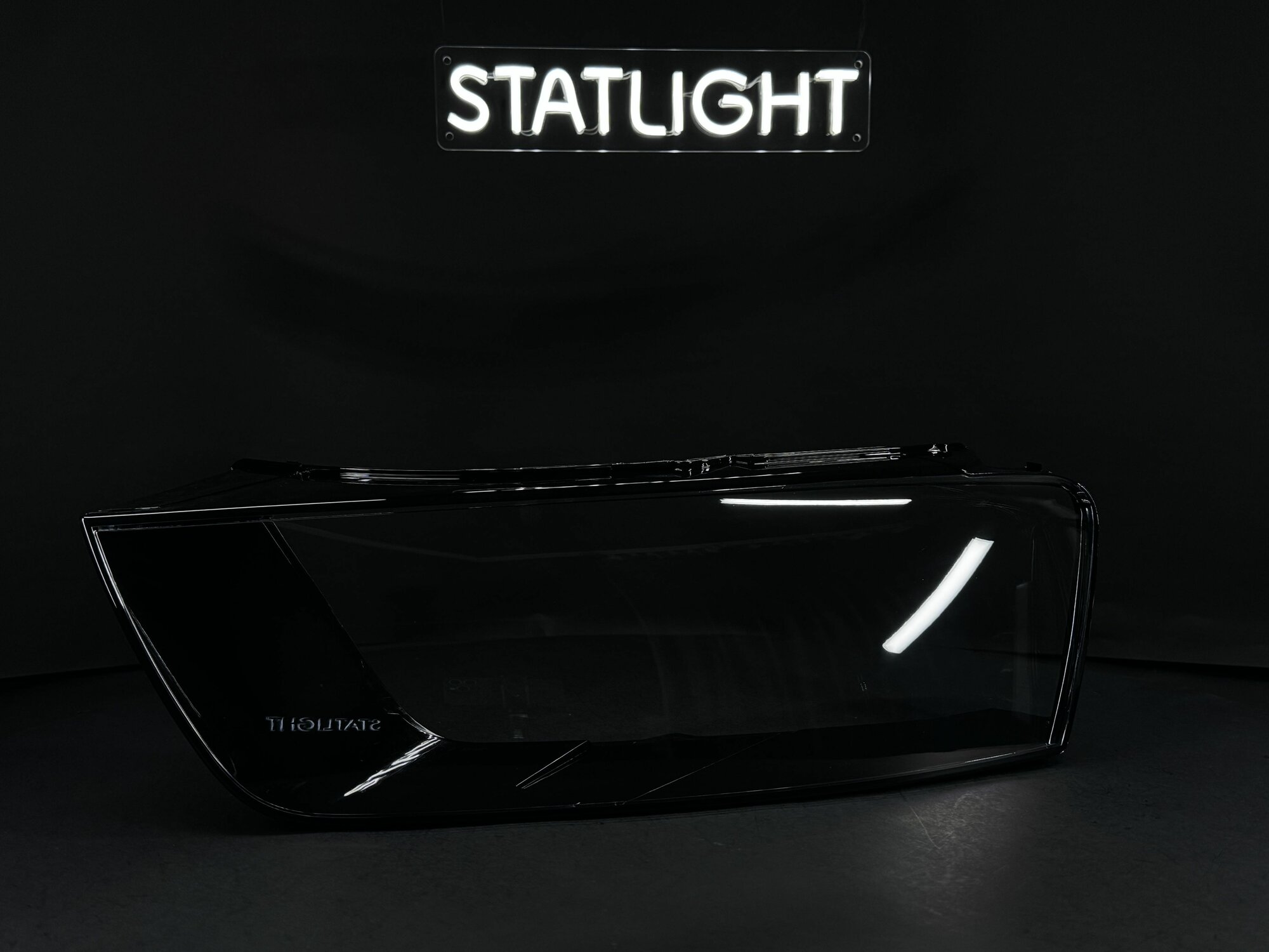 Левое стекло фары для AUDI Q3 2014-2018