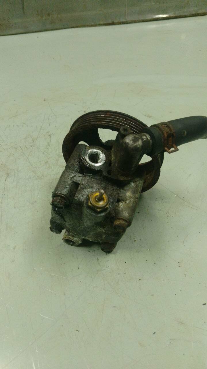 Насос гидроусилителя руля Subaru Legacy 3 (1998 - 2003) 34401AE001