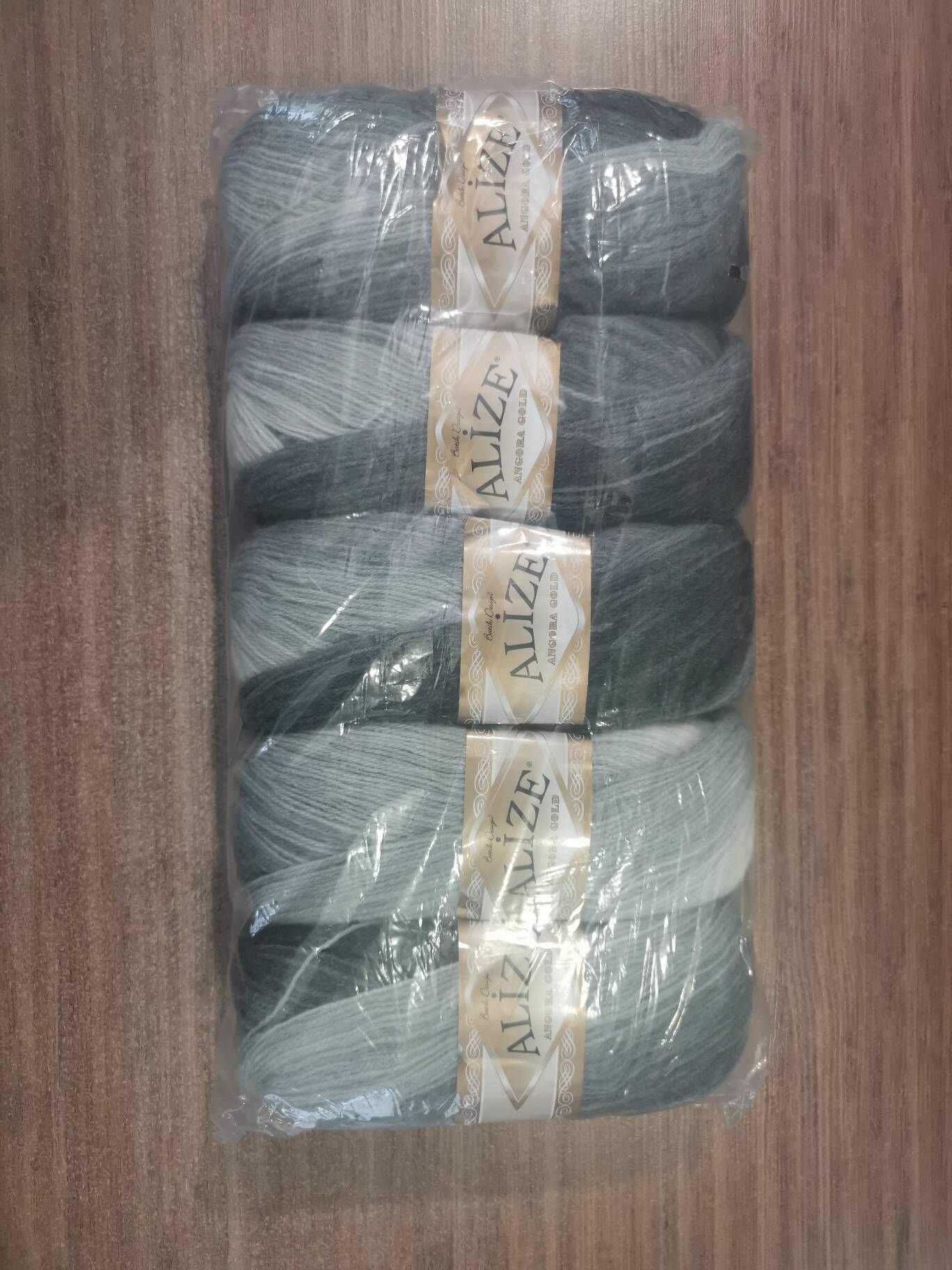 Пряжа Ангора голд батик alize Angora Gold batik упаковка 5 мотков 100 г. 550 м. 20% шерсть 80% акрил цвет 1900