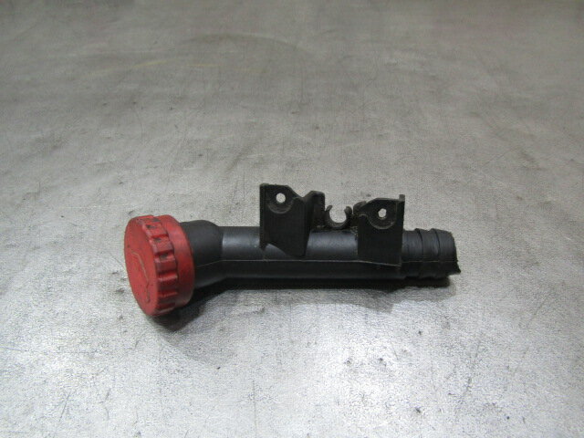 Горловина маслозаливная MAN TGS, TGA