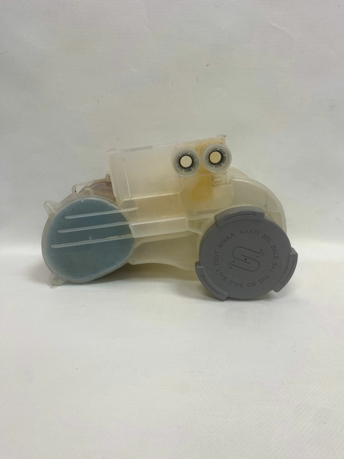 15. 2 Бачок соли для посудомоечных машин Bosch Siemens 9000689161 б/у