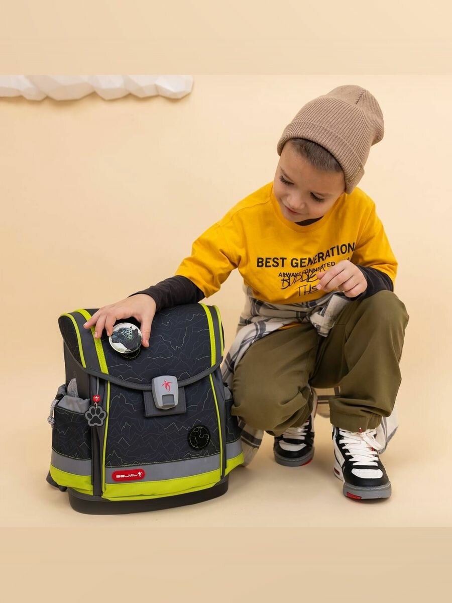 BELMIL Ранец рюкзак школьный каркасный CLASSY PLUS с магнитным замком и пластиковым дном, вес 990 гр, 32x19x36 см.