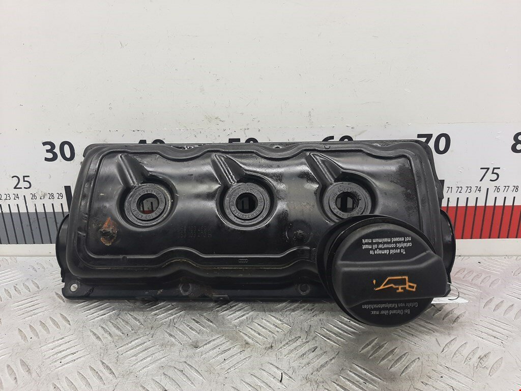 Крышка клапанная Audi A4 B6 059103469AA арт. 2021041