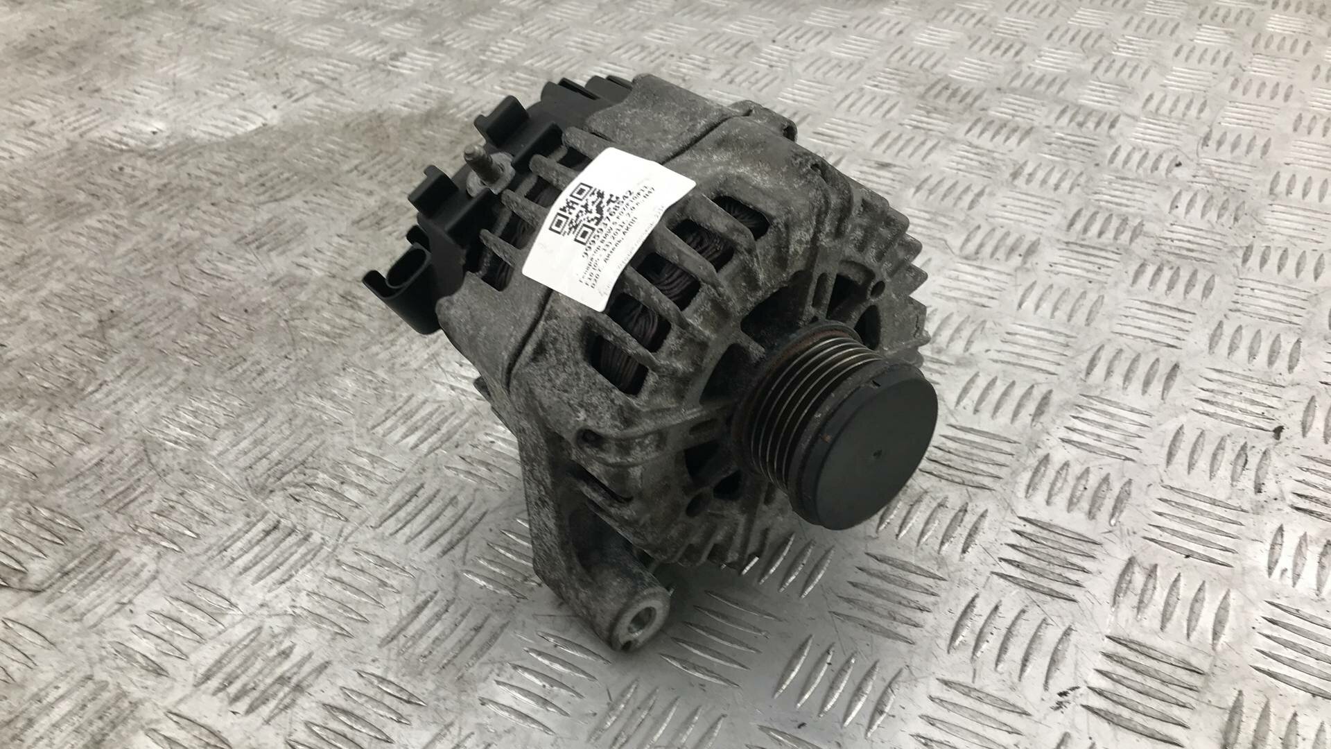 Генератор для BMW 5 F10/F11/GT F07 2.0 OEM 12318507625
