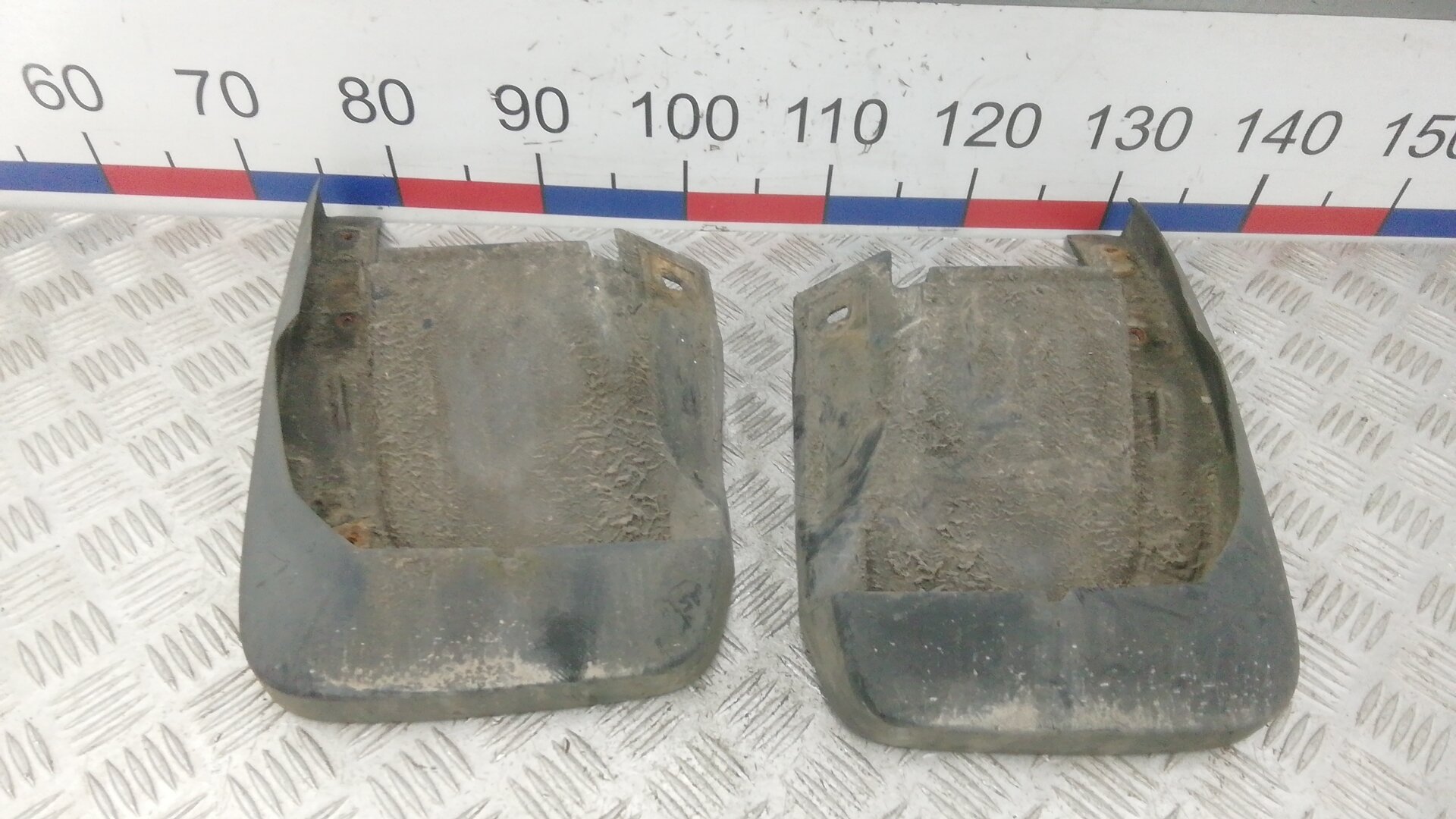Брызговик HONDA CR-V 3, Номер 75820SWWE00, 75830SWWE00