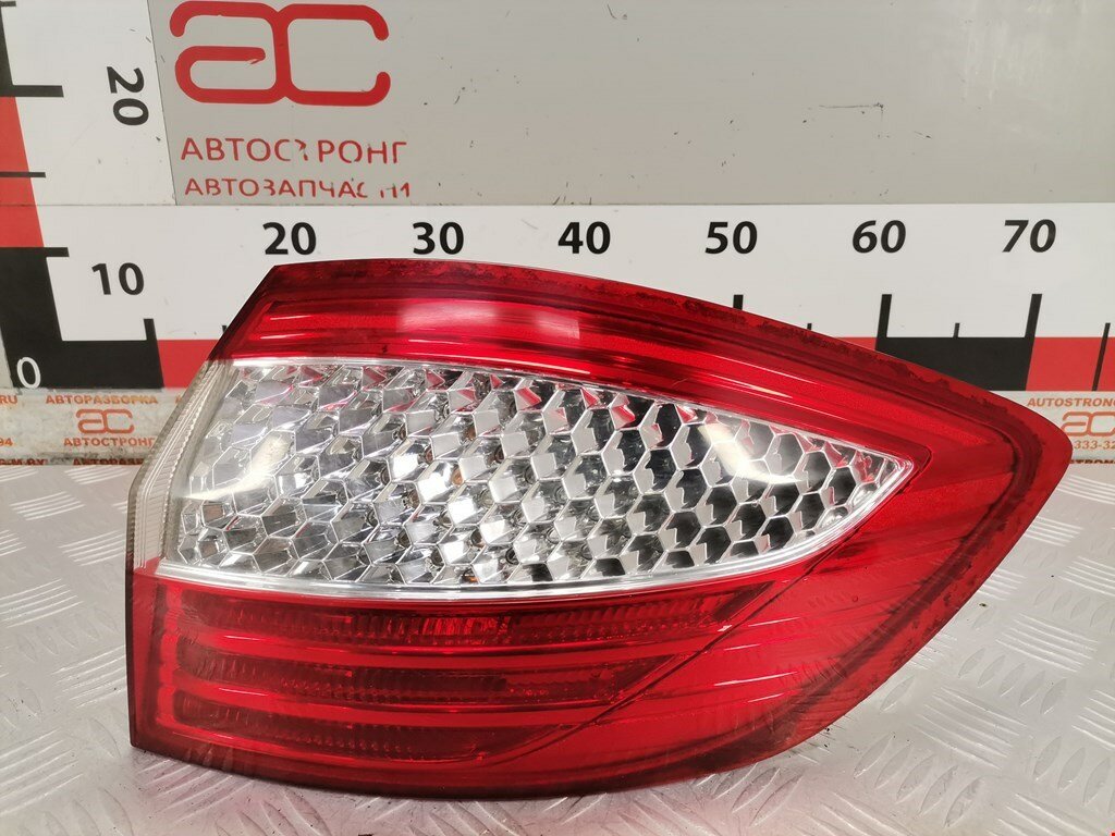 Фонарь задний правый Ford Mondeo 4 1486778 арт. 1064239