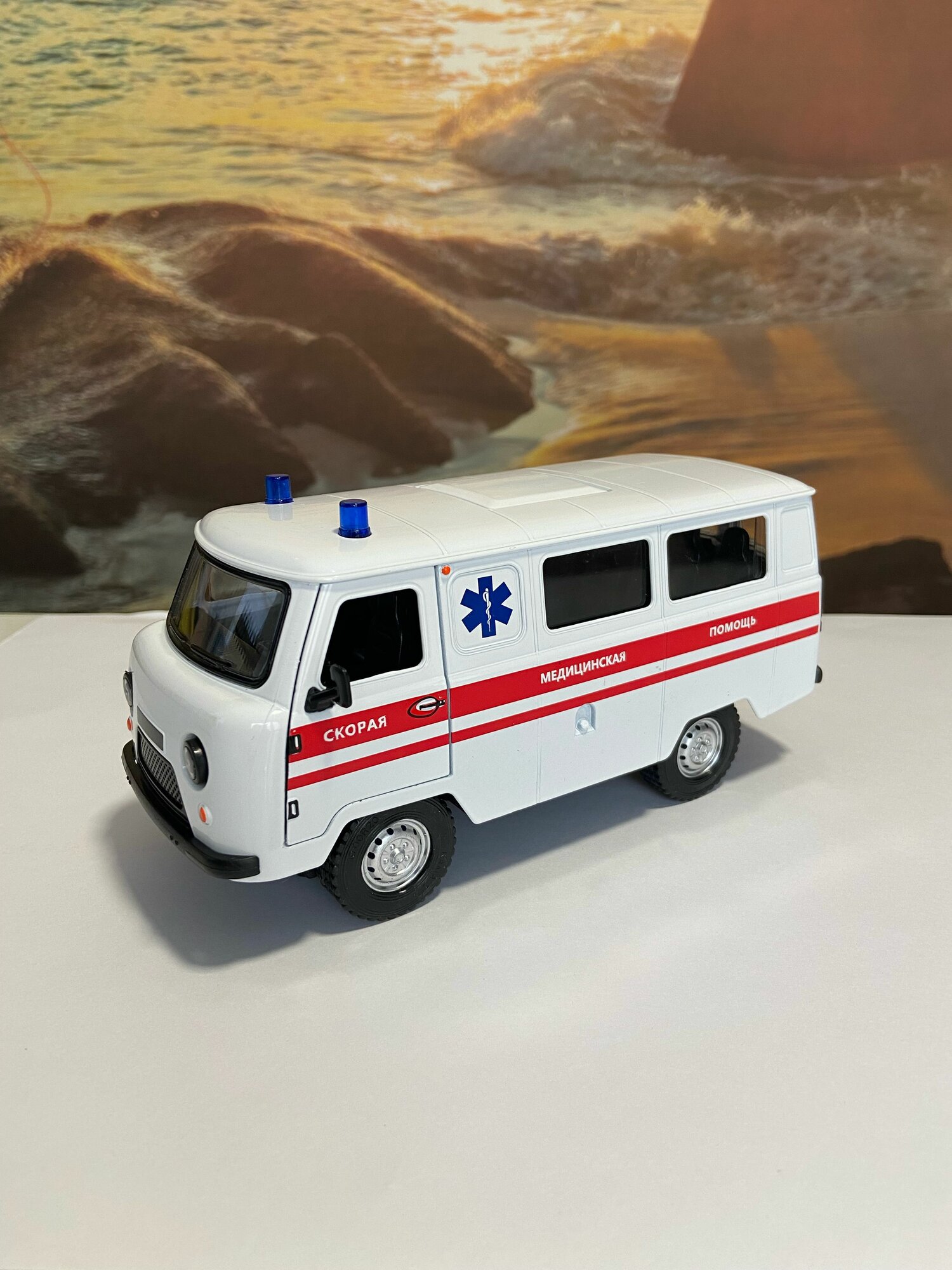 Металлическая коллекционная машинка УАЗ-452 Автобус Буханка для мальчиков, масштабная модель1:24