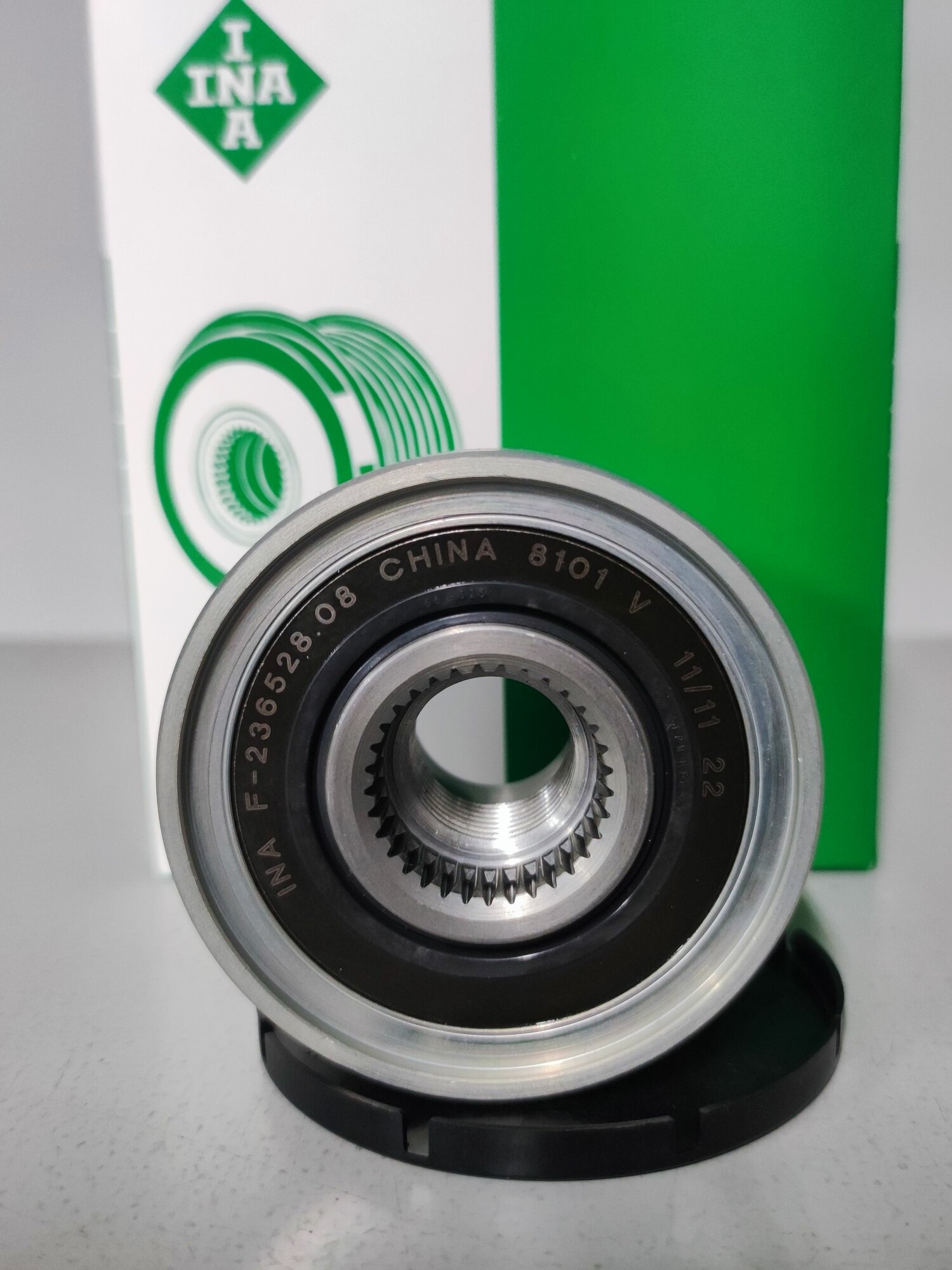 Обгонная муфта генератора INA 535018310 F-236528. XX