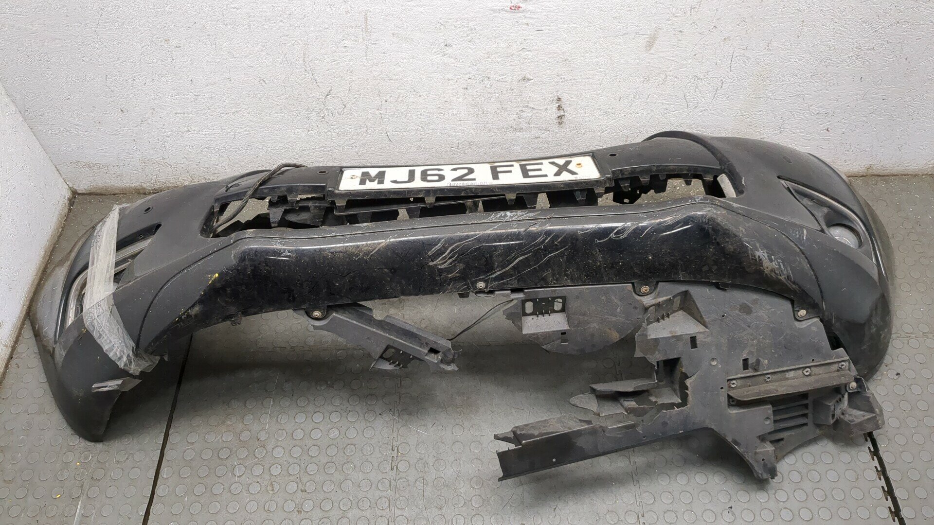 Бампер передний Citroen DS4 Б/У