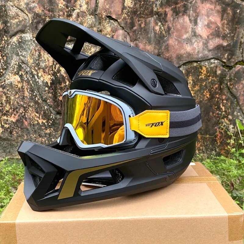 BATFOX LA015-108 Шлем для даунхилла Желтый, L59-61CM, 108-Black Gold-AG