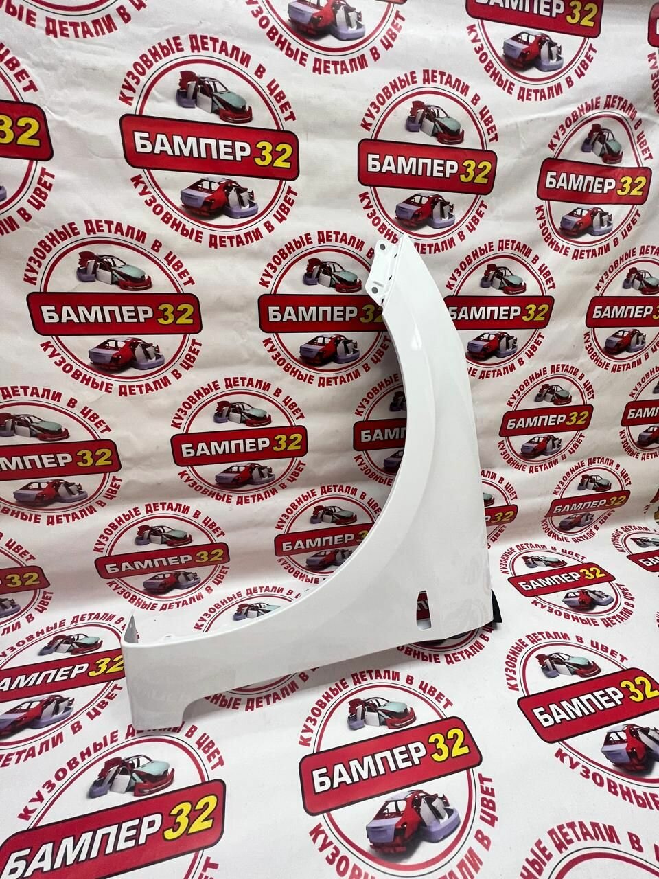 Крыло Хендай Солярис с 2011 года левое, цвет PGU белый