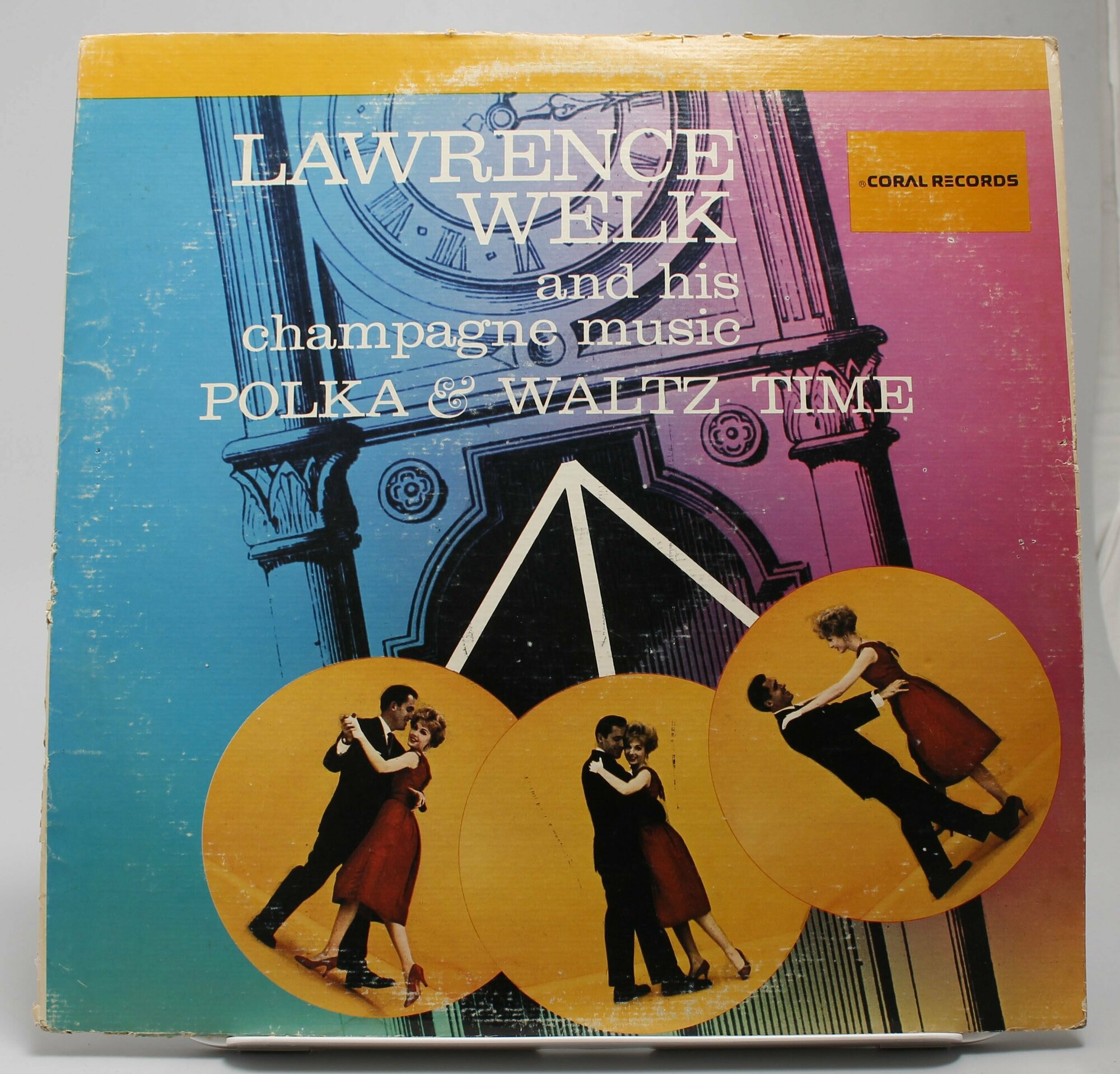 Винтажная виниловая пластинка Lawrence Welk And His Champagne "Music polka and waltz time", 1973 год