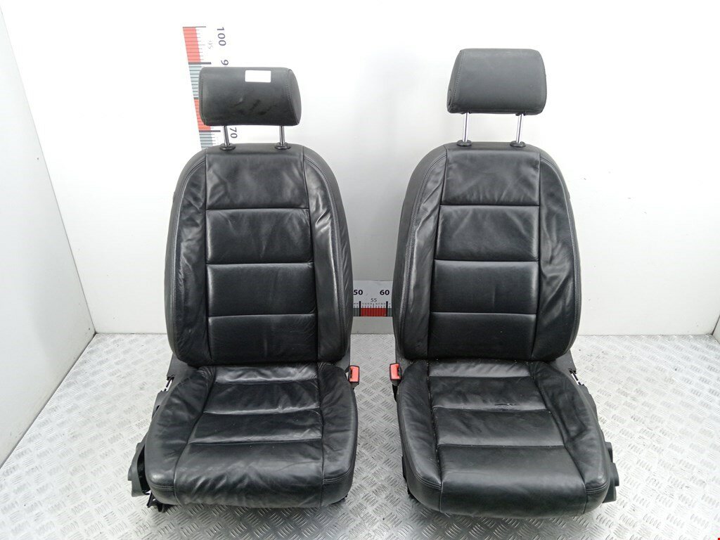 Салон (комплект сидений) Audi A6 C6 8E0881157K арт. 2018130