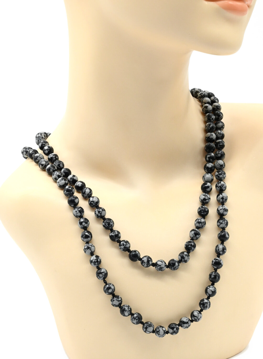 Бусы, обсидиан