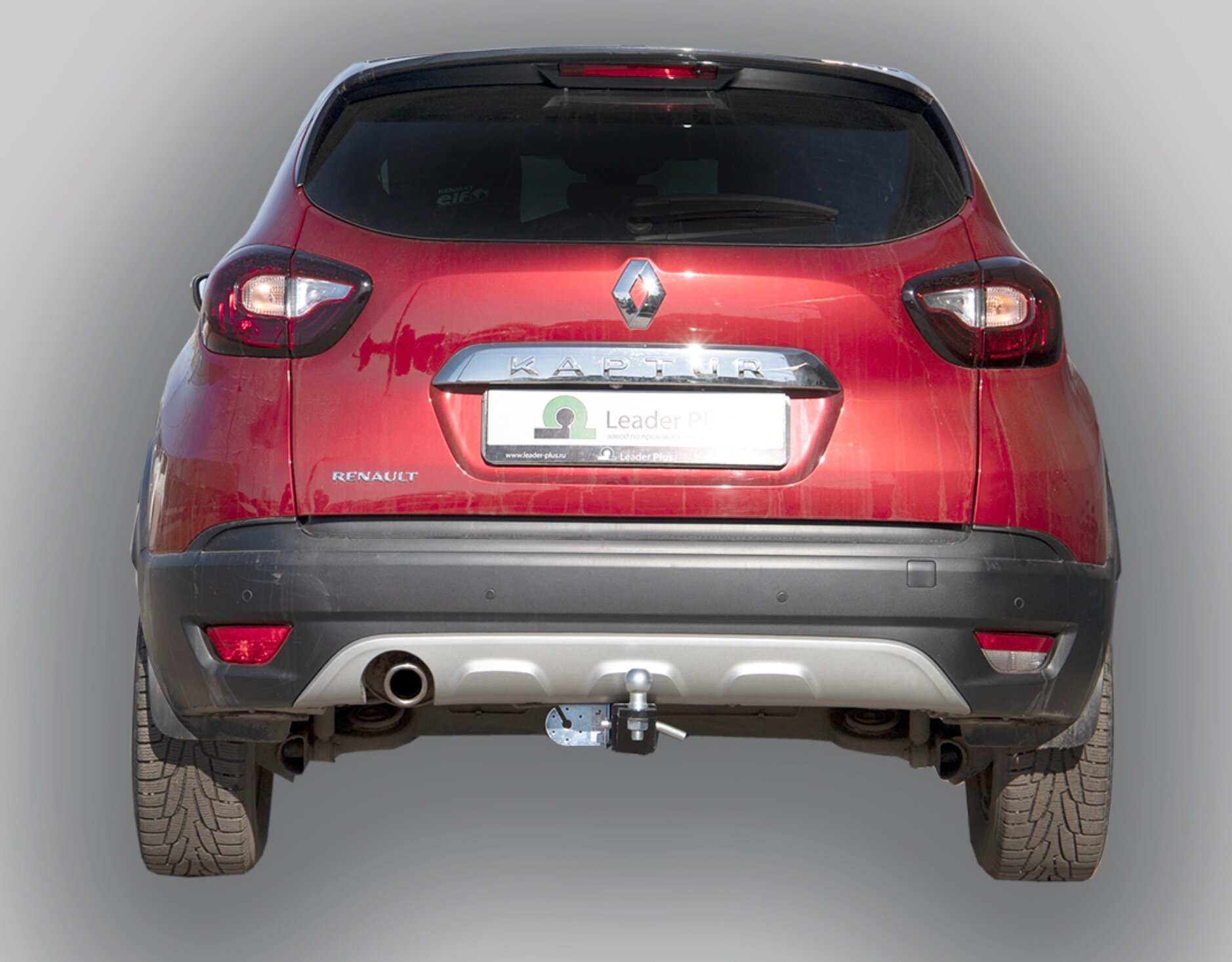 Фаркоп для RENAULT KAPTUR (2WD / 4 WD) (2016-) (квадрат 50х50) арт. R116-E