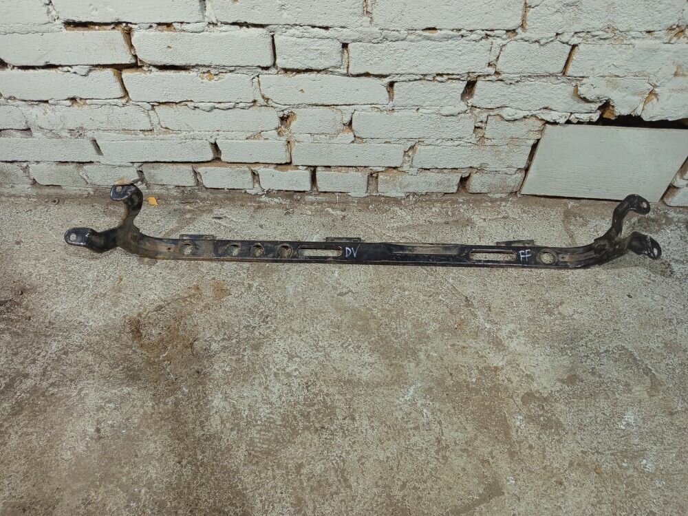 Балка подрадиаторная нижняя ford focus 2 3M5H8A297JJ