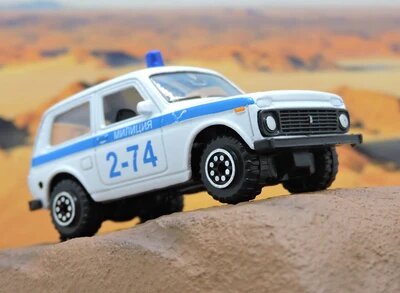 Модель автомобиля LADA Niva 1:60 металлическая Синий, 7