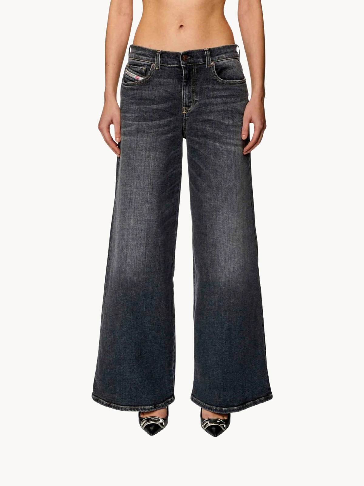 Джинсы клеш 