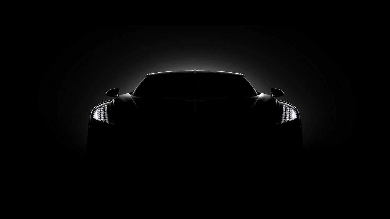 Картина на холсте 110x60 LinxOne "Бугатти Ла Вуатюр Нуар авто" интерьерная для дома / на стену / на кухню / с подрамником